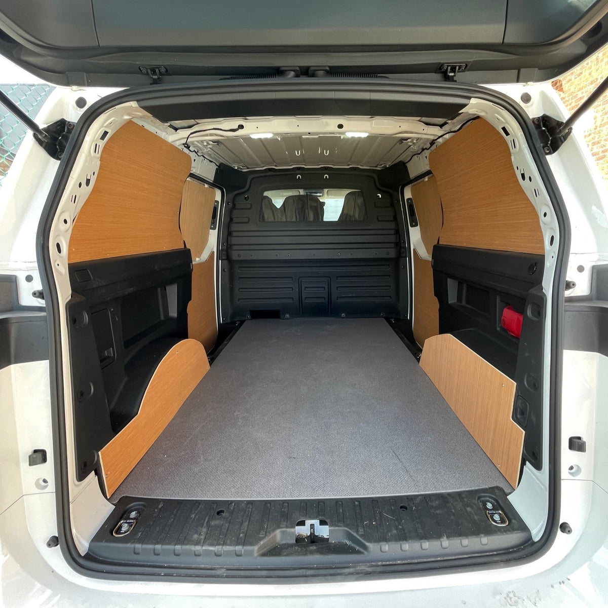 Volkswagen ID. Buzz 2022 Onwards L1 H1 Ply Lining Kit, No Floor, PK404 ...